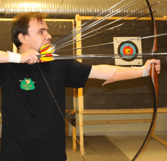 Incredible archer shows his speed-shooting skills - Jerz's Literacy ...